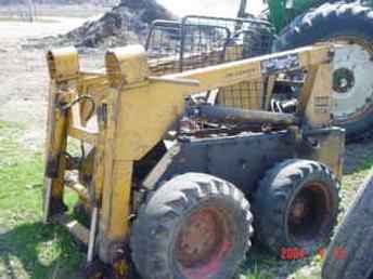 Used Farm Tractors for Sale: Case 1525 Diesel Skidloader (2004-04-13 ...