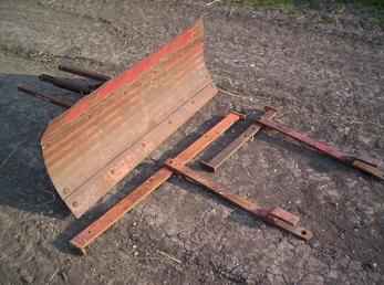 Used Farm Tractors for Sale: Farmall Blade (2004-04-14) - Yesterday's ...