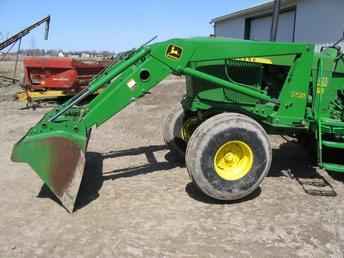 Used Farm Tractors for Sale: John Deere 725 Loader (2004-04-17 ...