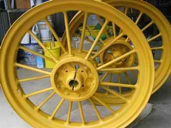 Used Farm Tractors for Sale: John Deere B Round Spoke Wheels-10 SPL ...