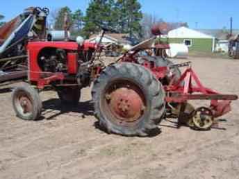 Used Farm Tractors for Sale: Leader Tractor W/ Plow (2004-04-24 ...