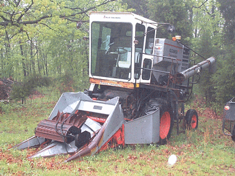 Used Farm Tractors for Sale: 1974 Gleaner K (2004-05-05) - Yesterday's ...