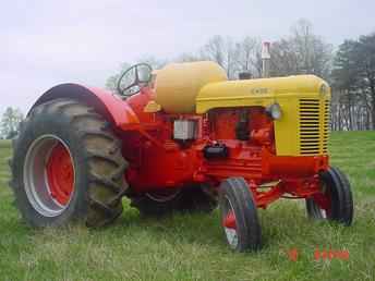 Used Farm Tractors for Sale: 1957 411 Case Hey Hey (2004-05-28 ...