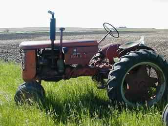 Used Farm Tractors for Sale: 1952 VAC With Eagle Hitch (2004-05-31 ...
