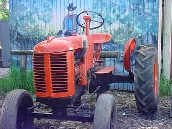 Used Farm Tractors for Sale: 1940S Case Tractor, Runs Good (2004-06-07 ...