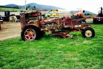 Used Farm Tractors for Sale: Farmall M Grader (2004-06-15) - Yesterday ...