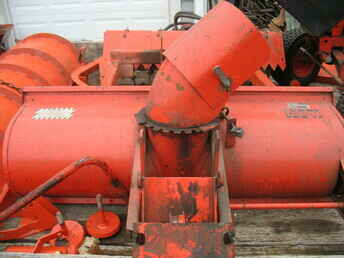 Used Farm Tractors for Sale: Case 444 Black Knight Demo (2022-04-06 ...