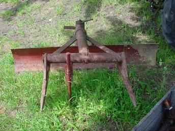 Used Farm Tractors for Sale: 2PT Ih Back Blade (2004-06-19) - Yesterday ...