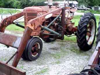 Used Farm Tractors for Sale: Farmall M Loader Tractor (2004-06-19 ...