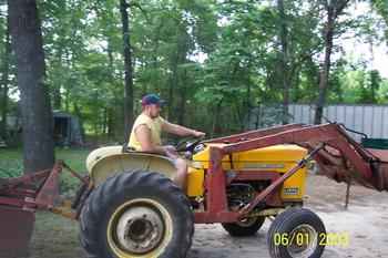 Used Farm Tractors for Sale: International Harvestor 2504 (2004-06-19 ...
