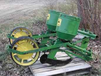 Used Farm Tractors for Sale: John Deere 2 Row Planters (2004-06-26 ...