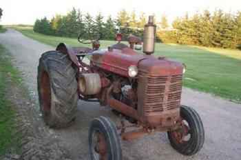 Used Farm Tractors for Sale: Ihc W-4 (2004-07-19) - Yesterday's Tractors
