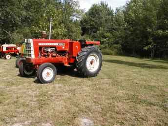Used Farm Tractors for Sale: Cockshutt 1550 Wheatland (2004-07-23 ...