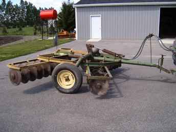 Used Farm Tractors for Sale: John Deere 10' Wheel Disc (2004-07-23 ...