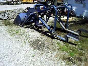 Used Farm Tractors for Sale: Wagner Loader, Hydralic Bucket (2004-08-01 ...