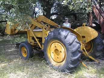 Used Farm Tractors for Sale: 1959 MF-204 Industrial (2004-08-02 ...