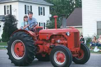 Used Farm Tractors for Sale: Case Model D -- Excellent! (2004-08-08 ...