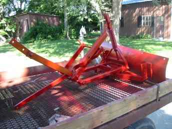 Used Farm Tractors for Sale: Farmall Cub Grader Blade (2004-08-13 ...