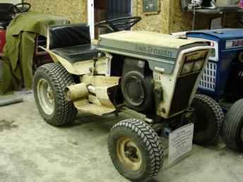 Used Farm Tractors for Sale: White Town&Country Garden Trac (2004-08-16 ...