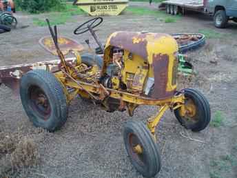 Used Farm Tractors for Sale: 1947 Jaques-Frazer Tractor (2004-08-24 ...