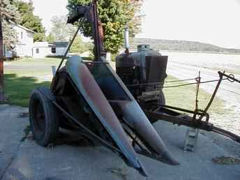 Used Farm Tractors for Sale: Papec Corn Chopper (2004-09-23 ...