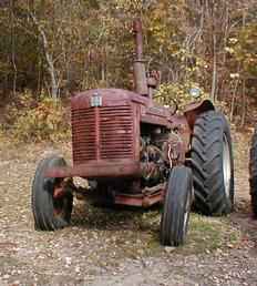 Used Farm Tractors for Sale: Farmall W9 (2004-10-07) - Yesterday's Tractors