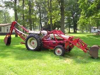Used Farm Tractors for Sale: 1957 Ford - 850 Model (2004-10-10 ...
