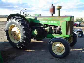 Used Farm Tractors for Sale: Original John Deere 830 (2004-10-12 ...