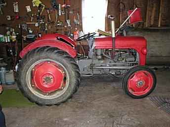 Used Farm Tractors for Sale: Ferguson Tea 20 (2004-10-14) - Yesterday's ...