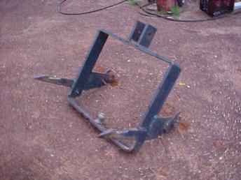 Used Farm Tractors for Sale: 2 Point To 3 Point Adapter Ihc (2004-10-14 ...