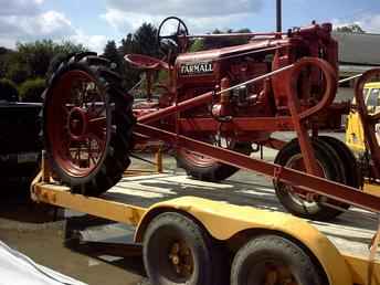 Used Farm Tractors for Sale: Farmall F-14 Tractor (2004-10-20 ...