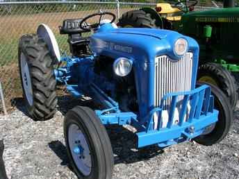 Used Farm Tractors for Sale: 61'Or 62' Ford 601 Workmaster (2004-11-11 ...