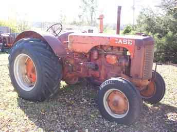 Used Farm Tractors for Sale: 1948 Case Tractor Model LA (2004-11-24 ...