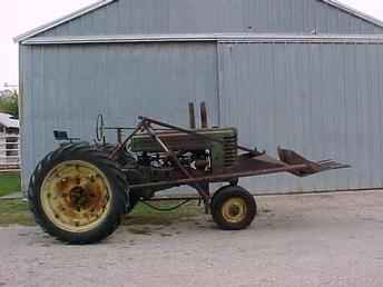 Used Farm Tractors for Sale: New Idea-Horn Loader (2004-11-29 ...