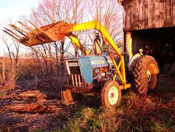 Used Farm Tractors for Sale: 3000 Ford / Loader $4750.00 (2004-12-01 ...