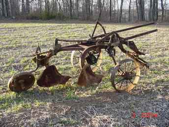 Used Farm Tractors for Sale: Ih 2 Bottom Rope Trip Plow (2004-12-03 ...