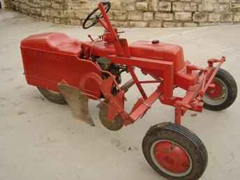 Used Farm Tractors for Sale: 1953 David Bradley Tri-Trac (2004-12-10 ...