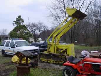 Used Farm Tractors for Sale: John Deere 420 Crawler/Loader (2004-12-10 ...