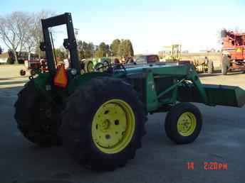Used Farm Tractors for Sale: John Deere 1520 With/Rops (2004-12-14 ...