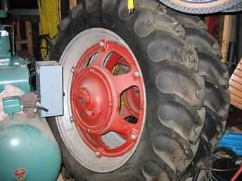 Used Farm Tractors for Sale: Farmall M New Tires & Rims & W (2004-12-28 ...