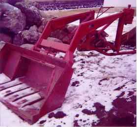 Used Farm Tractors for Sale: Loader Off A Super C Farmall (2005-01-08 ...