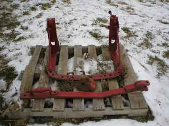 Used Farm Tractors for Sale: Farmall Drawbar (2005-01-19) - Yesterday's ...