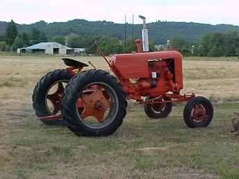 Used Farm Tractors for Sale: Restored Case V Series (2005-01-23 ...