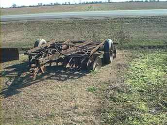 Used Farm Tractors for Sale: 8FOOT Disk (2005-02-11) - Yesterday's Tractors