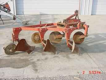 Used Farm Tractors for Sale: Case Plow (2005-03-02) - Yesterday's Tractors