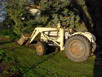 Used Farm Tractors for Sale: Ford 2000 With Loader (2005-03-08 ...