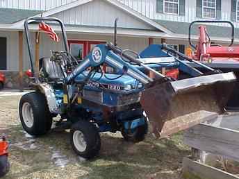 Used Farm Tractors for Sale: Ford 1220 With Loader (2005-03-31 ...