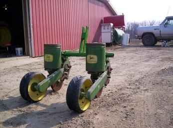 Used Farm Tractors for Sale: John Deere 2-Row Planter (2005-04-06 ...
